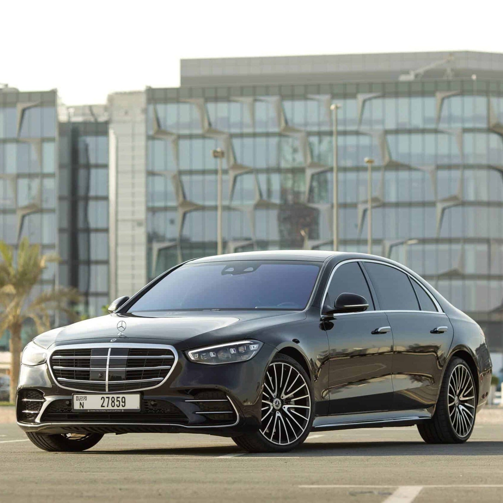 Rent Mercedes S500 (Black) In Dubai – Sydney Luxury Car Rental
